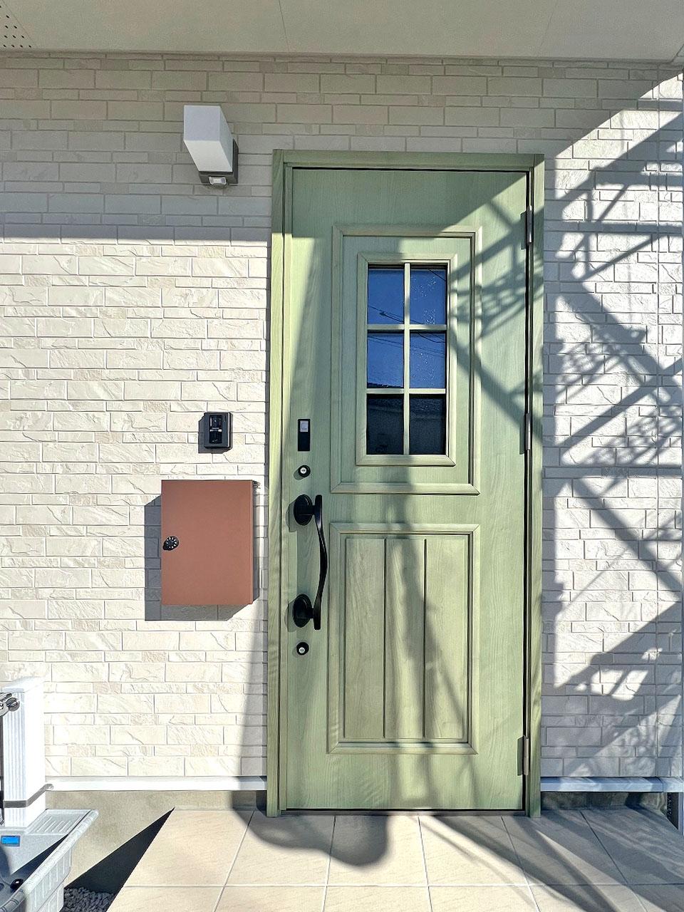 朝霞市 注文住宅：ほんわかグリーンドアのナチュラルな家｜施工事例｜ブリーズガーデン